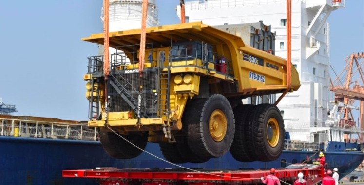 Motor Vehicle Transport and Heavy Equipment Shipping Services